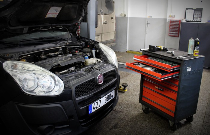 Autoservis :: simoncars.cz